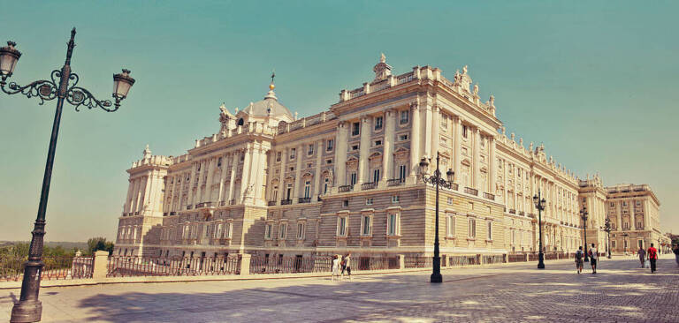 Free tour Palacio Real Madrid 】